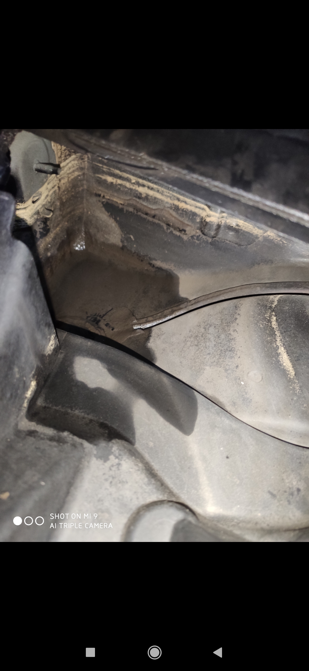 Buse d'évacuation d'eau de pluie - Renault - Clio 4 - Essence - Auto ...