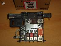 Changement de la batterie IVECO - Iveco - Daily - Diesel - Auto Evasion ...