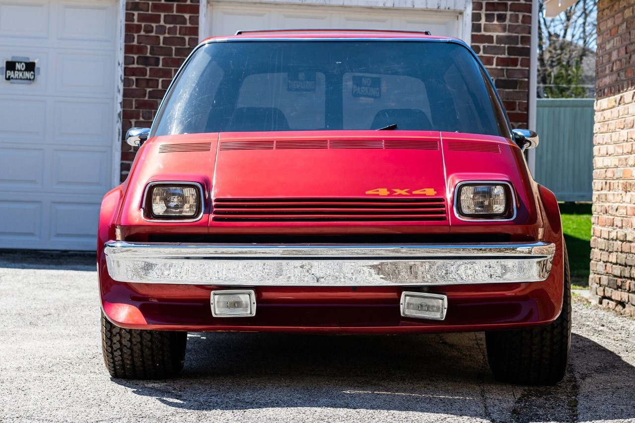 Photo 3 - AMC AM Van chrome - AMC AM Van (1977). L’insolite concept est ...