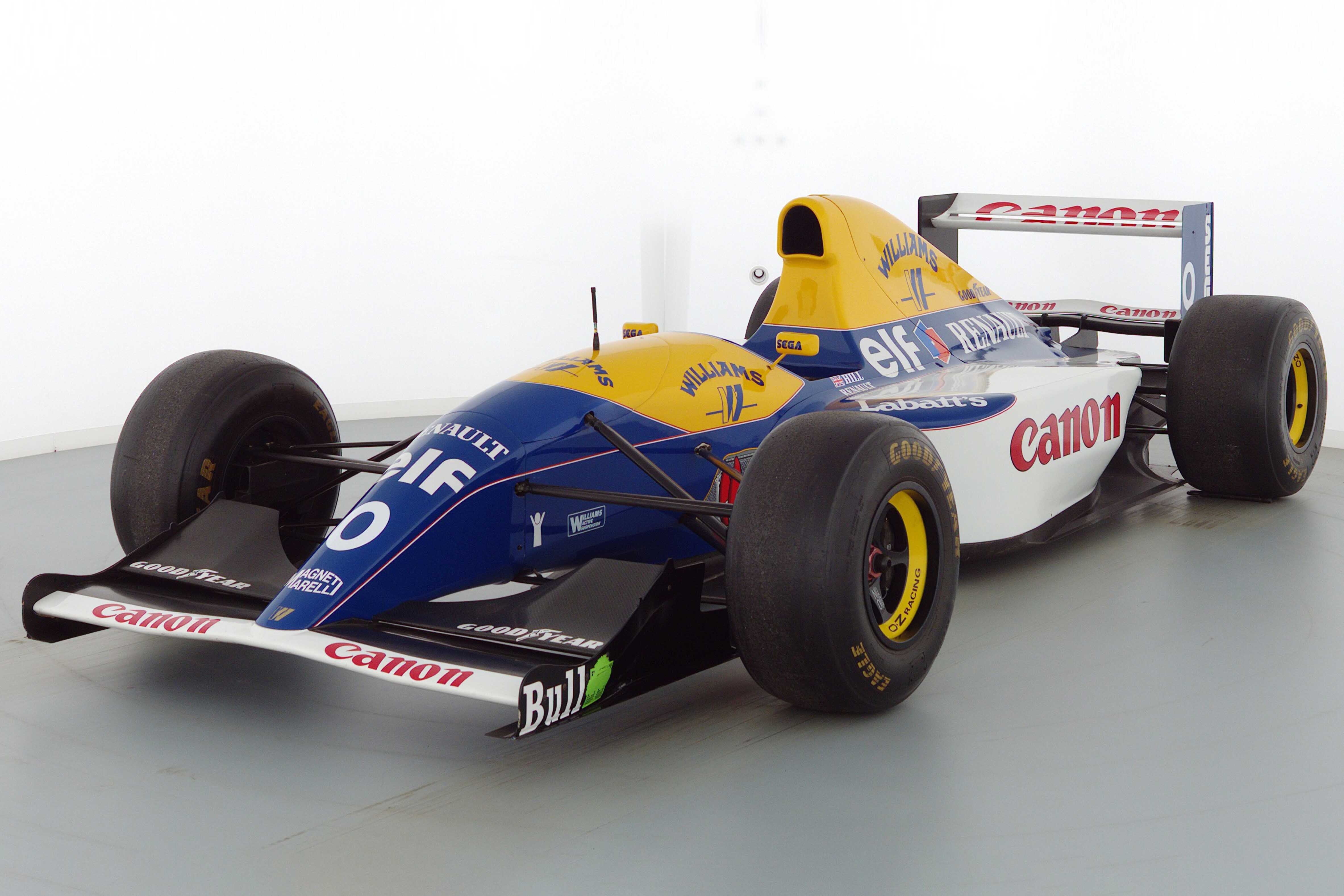 Photo 4 - Williams-Renault FW15 F1 Show car - Renault s’associe à ...