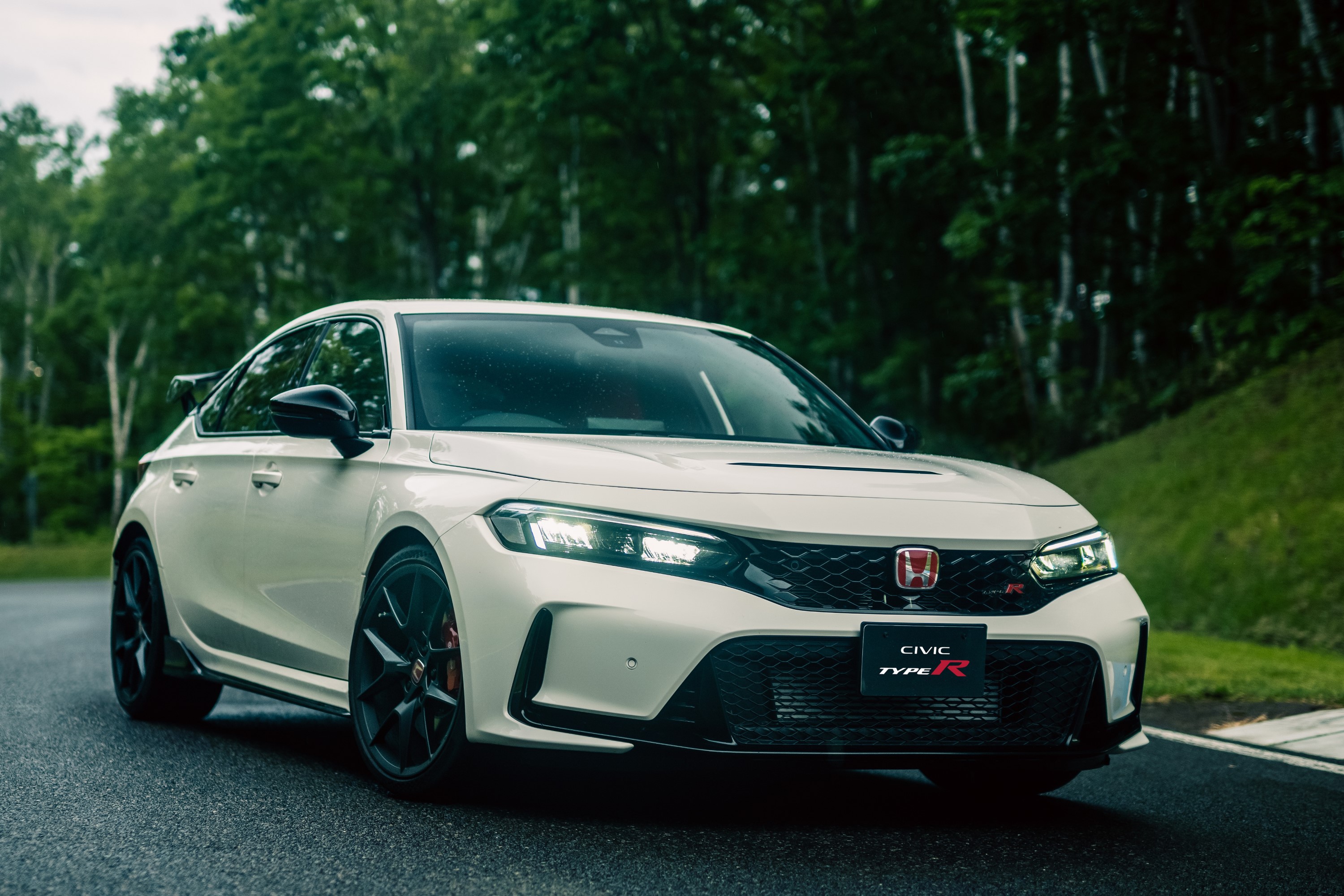 Honda Civic Type R (2022). La compacte sportive muscle encore son jeu