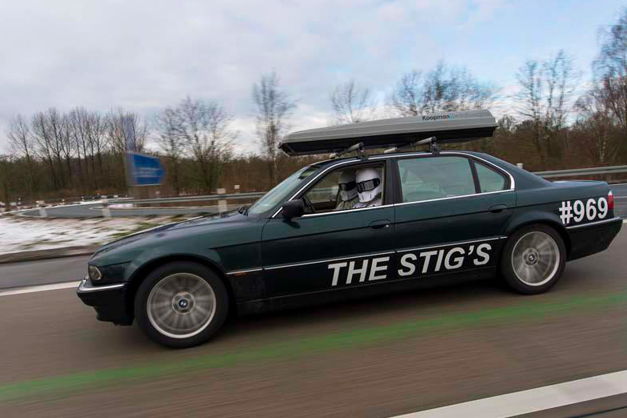 Photo 18 - Garbage run stig - Carbage Run. Un road trip en youngtimer à ...