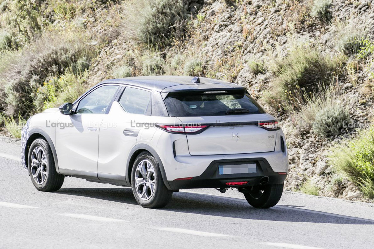 DS 3 Crossback restylé (2023). Premières photos du lifting du petit SUV