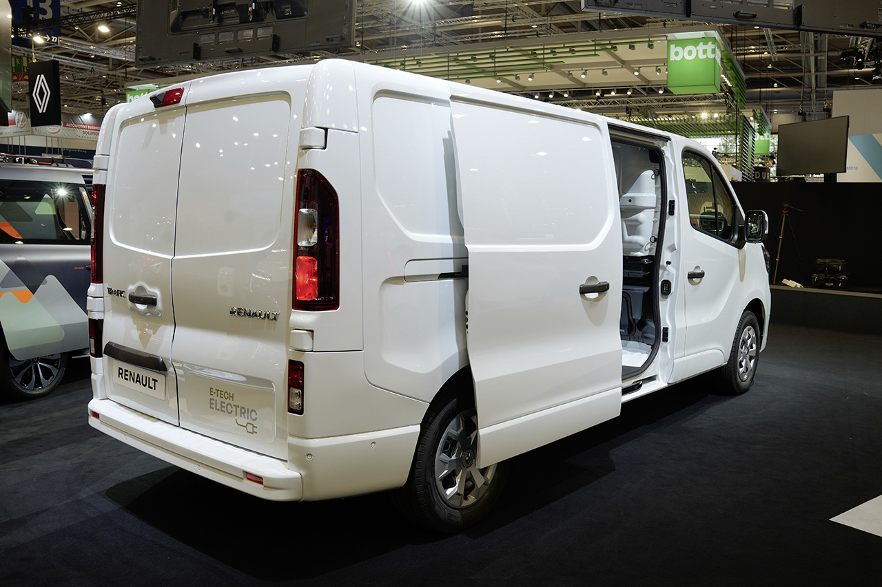 Photo 2 - Renault Trafic E-Tech - Renault Trafic E-Tech Electric. Un ...
