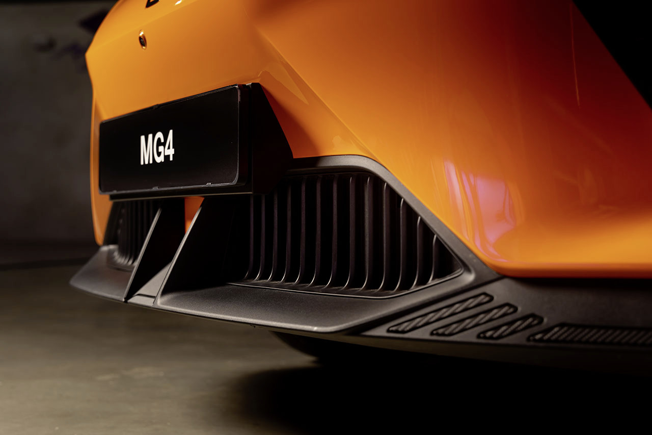 Photo 10 - MG4 bas du bouclier avant - MG4 (2022). Infos, prix et essai de la compacte ...