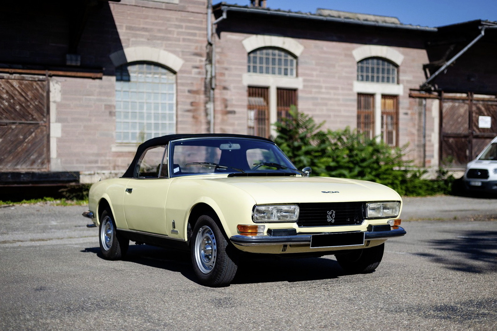 Photo 21 - Peugeot 504 cabriolet V6 enchères - Vente aux enchères de L ...