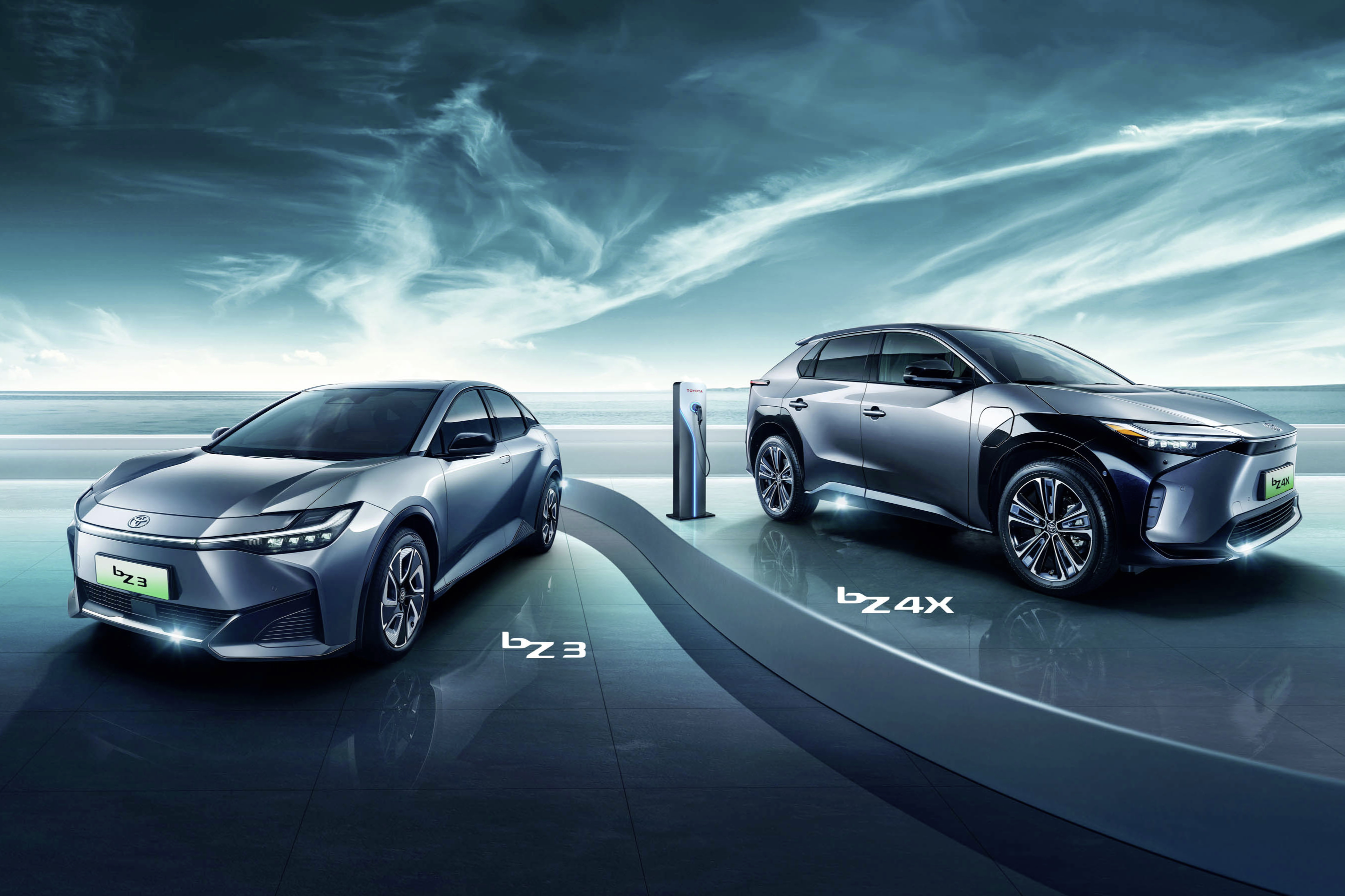 Diaporama et photos - Premières photos de la future berline électrique Toyota bZ3 | L'Argus