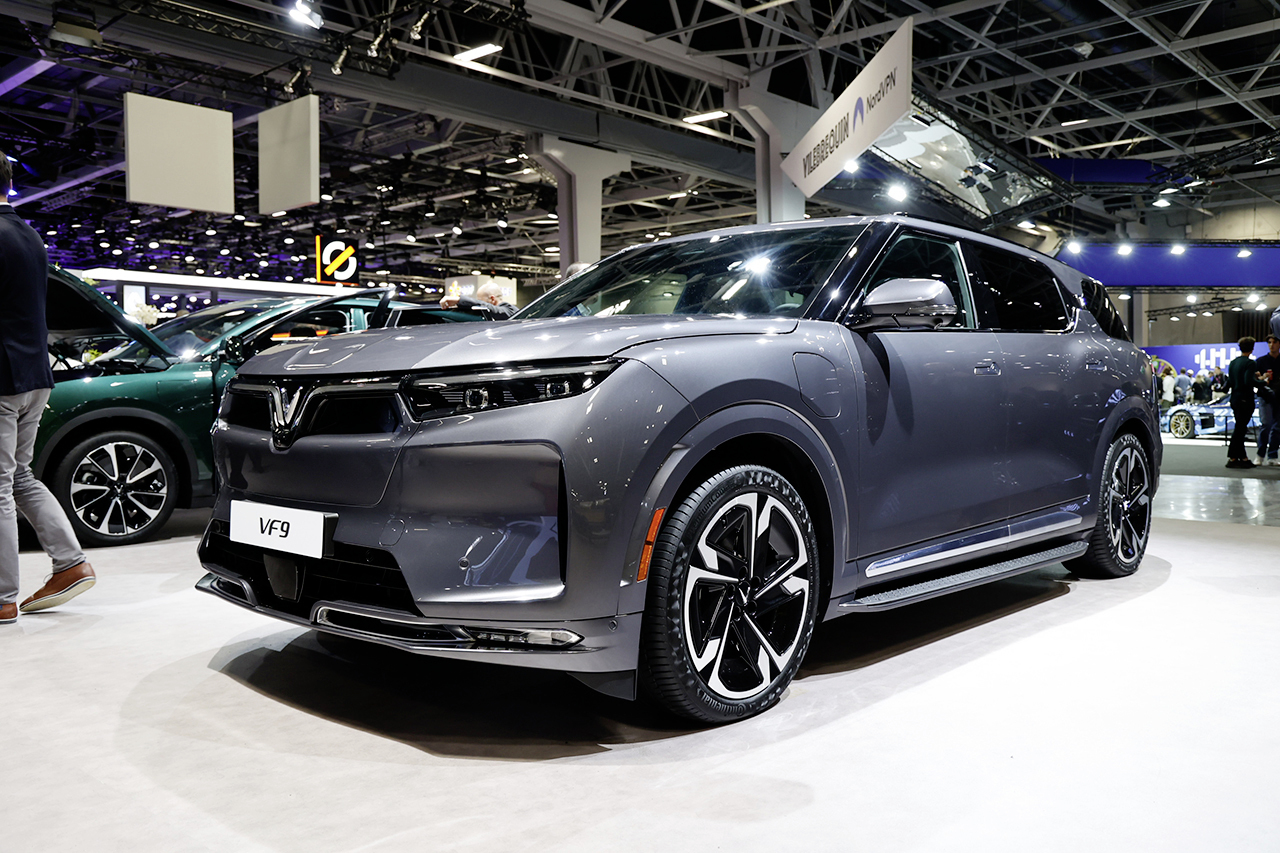 VinFast. Un réseau de distribution en propre et un service mobile pour ...