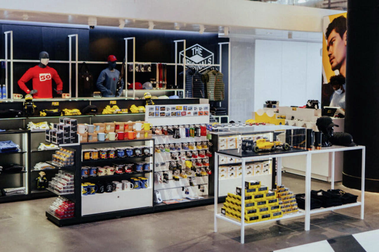 Photo 5 - boutique éphémère cadeau - Paris. L’Atelier Renault se délocalise le temps de travaux ...