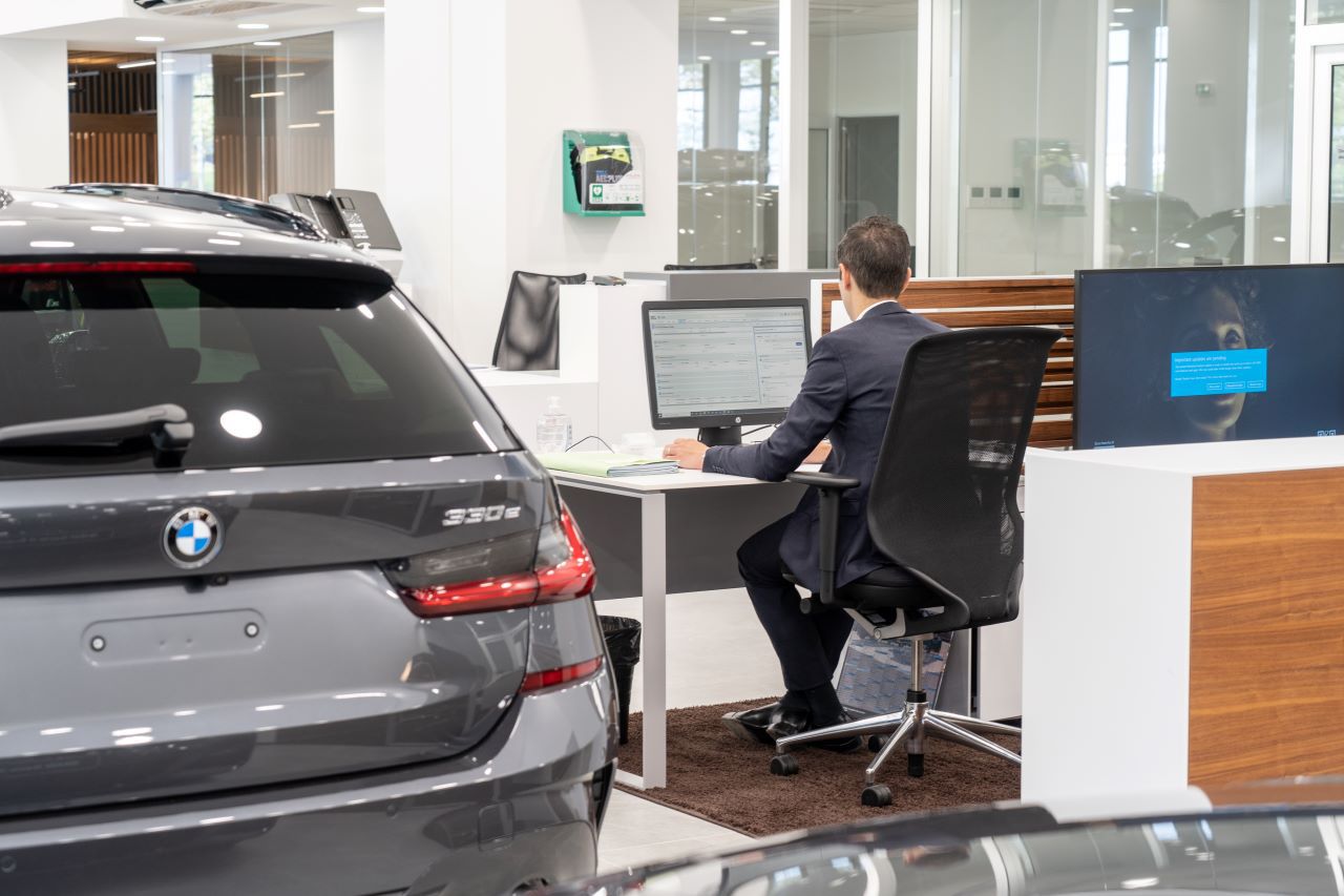 BMW va privilégier la vente directe de ses véhicules