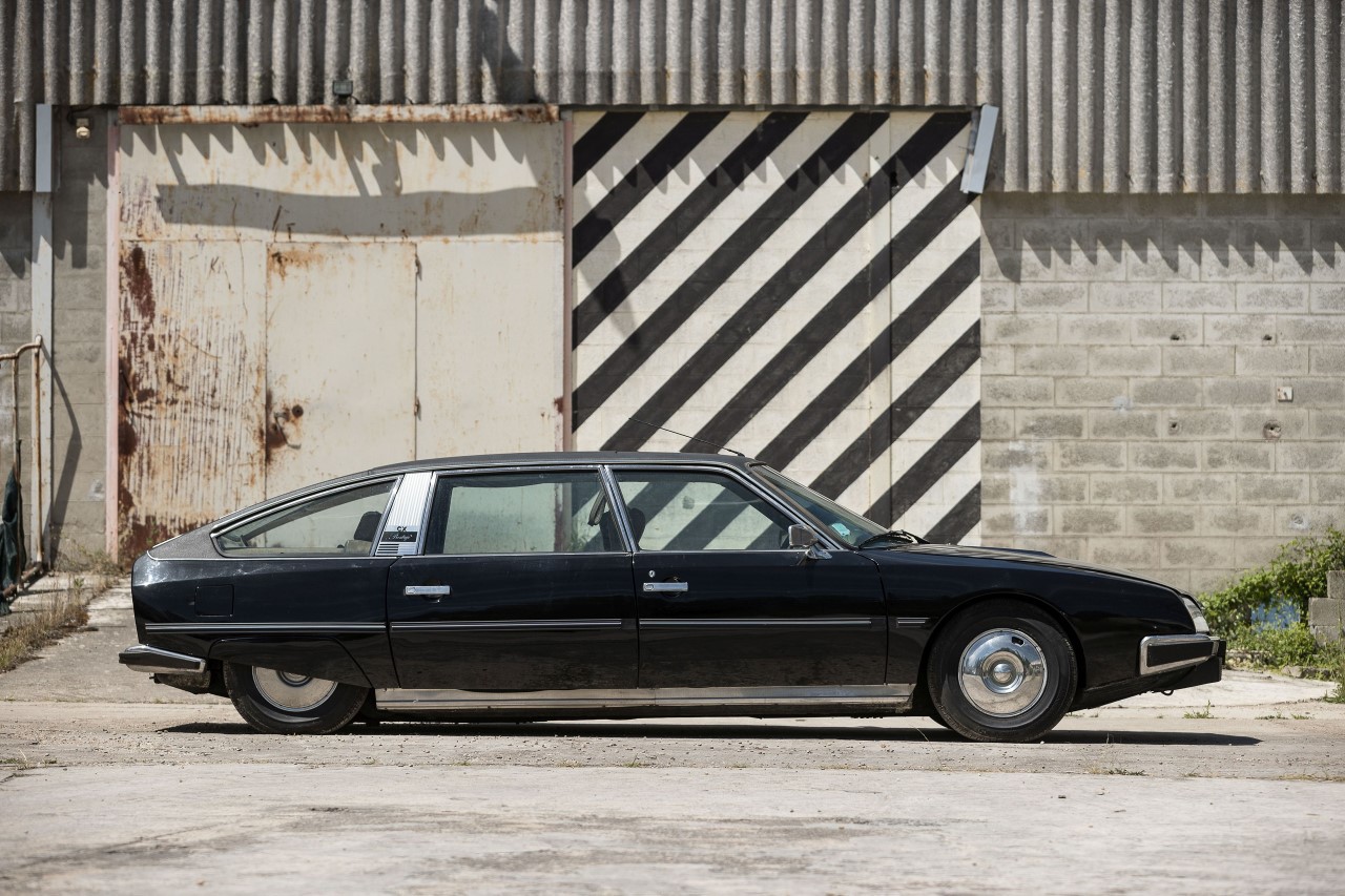 Une luxueuse Citroën CX Prestige (1977) à la vente