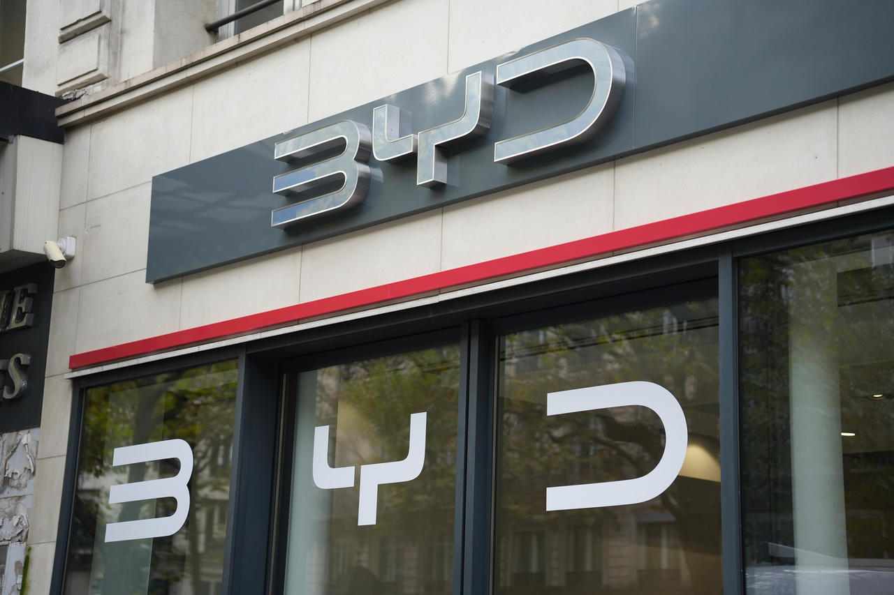 Mondial 2022. Cosmobilis (Bymycar), premier distributeur de la marque ...