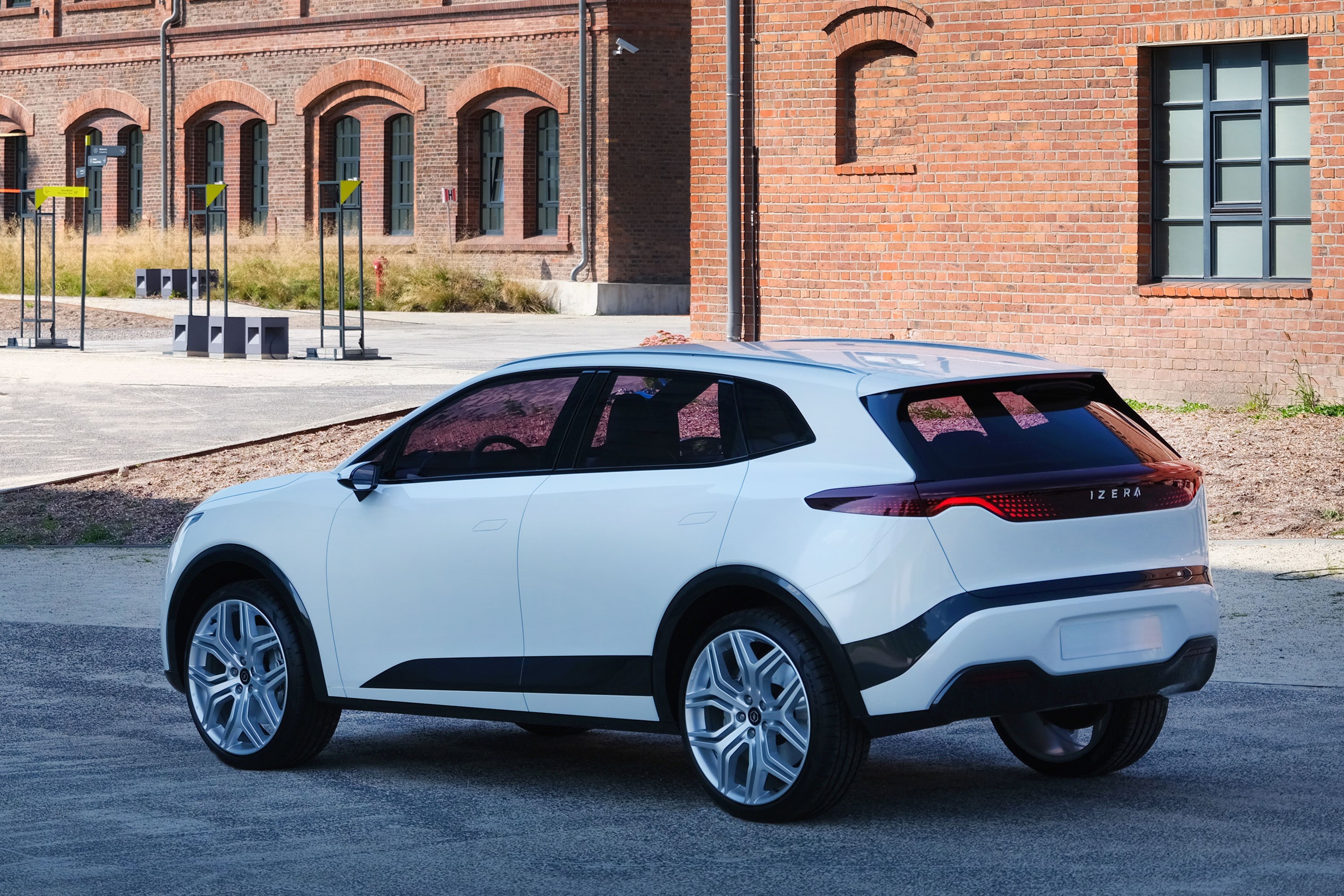 Diaporama et photos - Izera. La Pologne aura son constructeur de ...