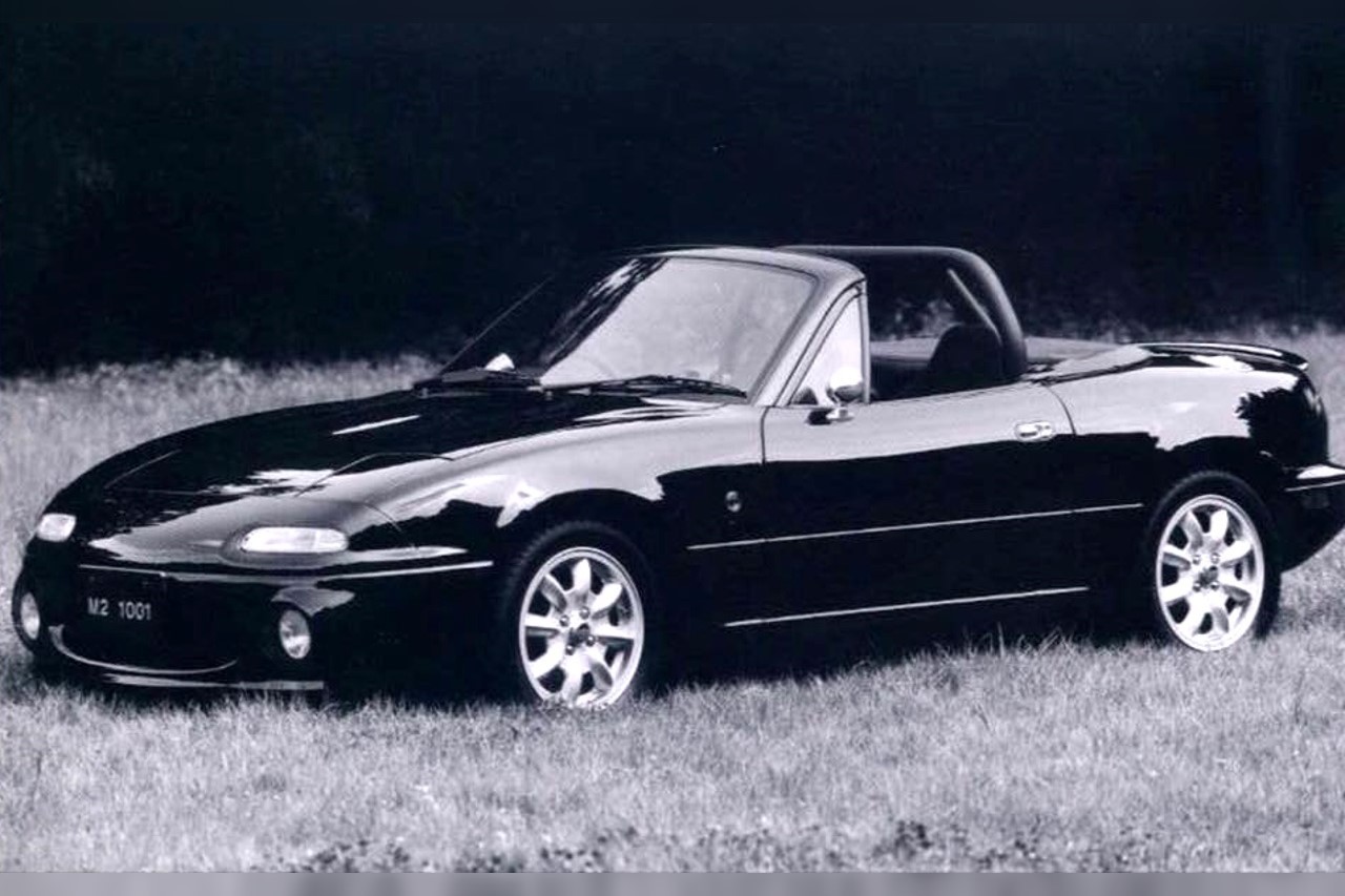 Photo 1 - Mazda M2-1001 - Mazda MX-5. Les variantes oubliées du roadster