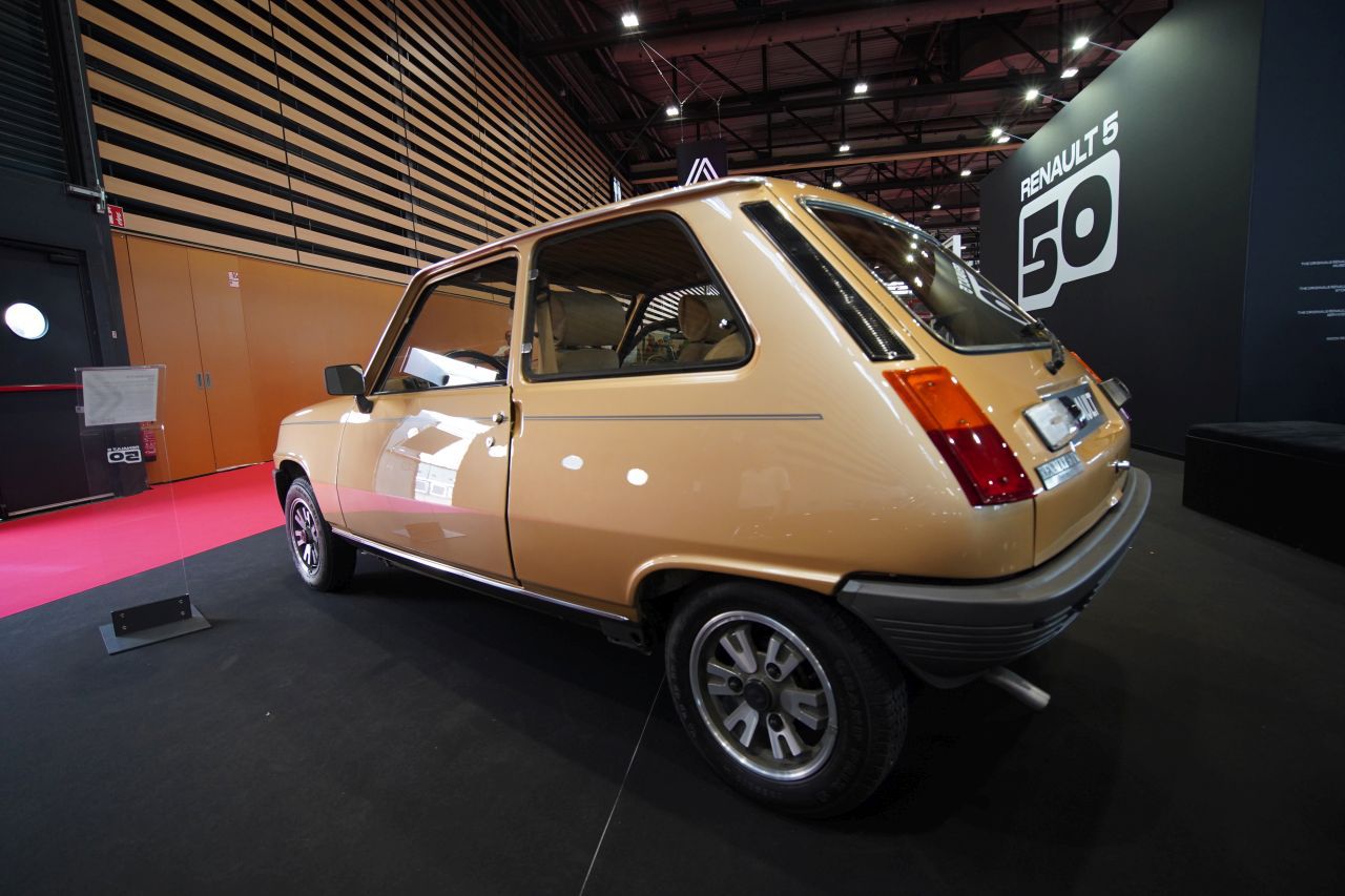 Photo 25 - Renault R5 TX boite auto salon epoquauto - Époqu'Auto 2022 ...