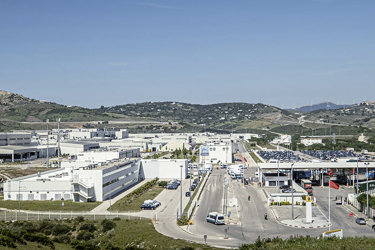 Photo 2 - usine renault tanger - Le Maroc, une base industrielle de ...