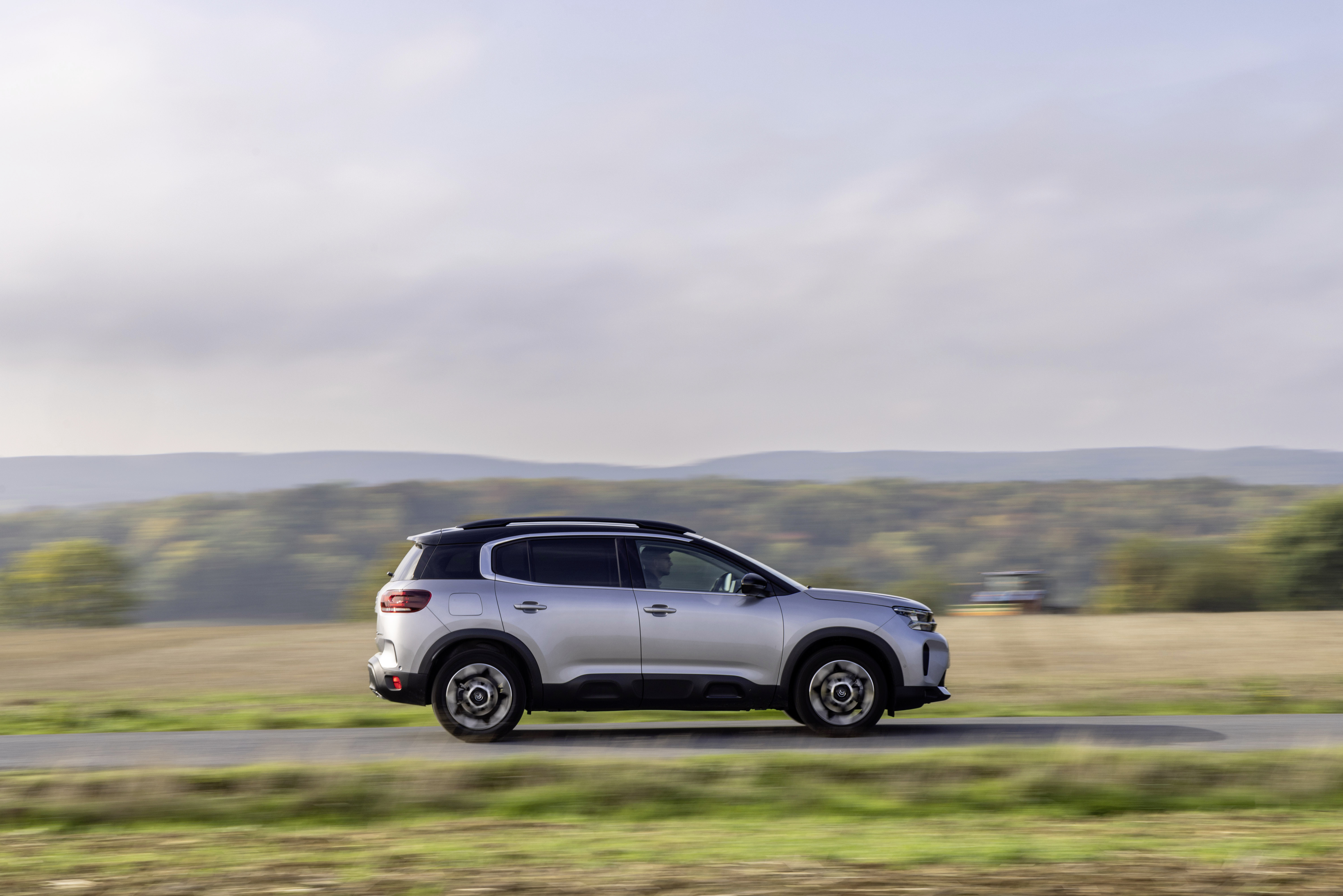 Essai comparatif. Le Renault Austral défie le Citroën C5 Aircross