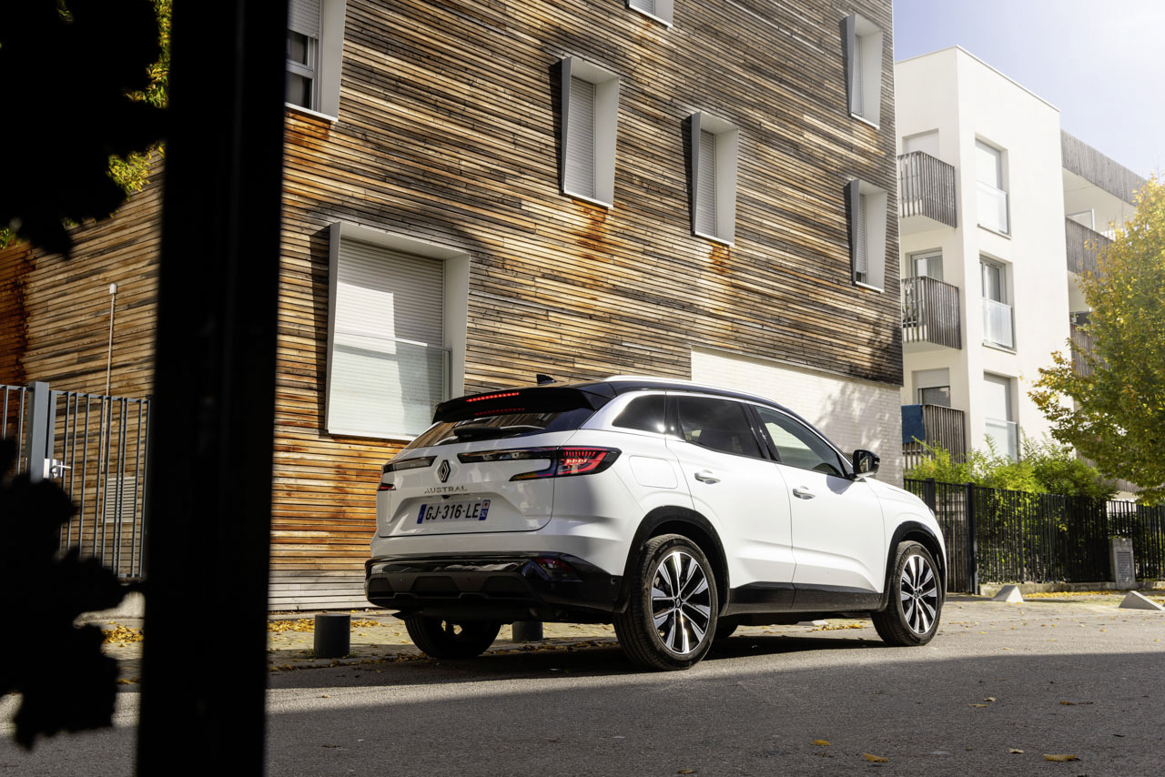 Photo 12 - Renault Austral blanc nacre - Essai Renault Austral mild ...