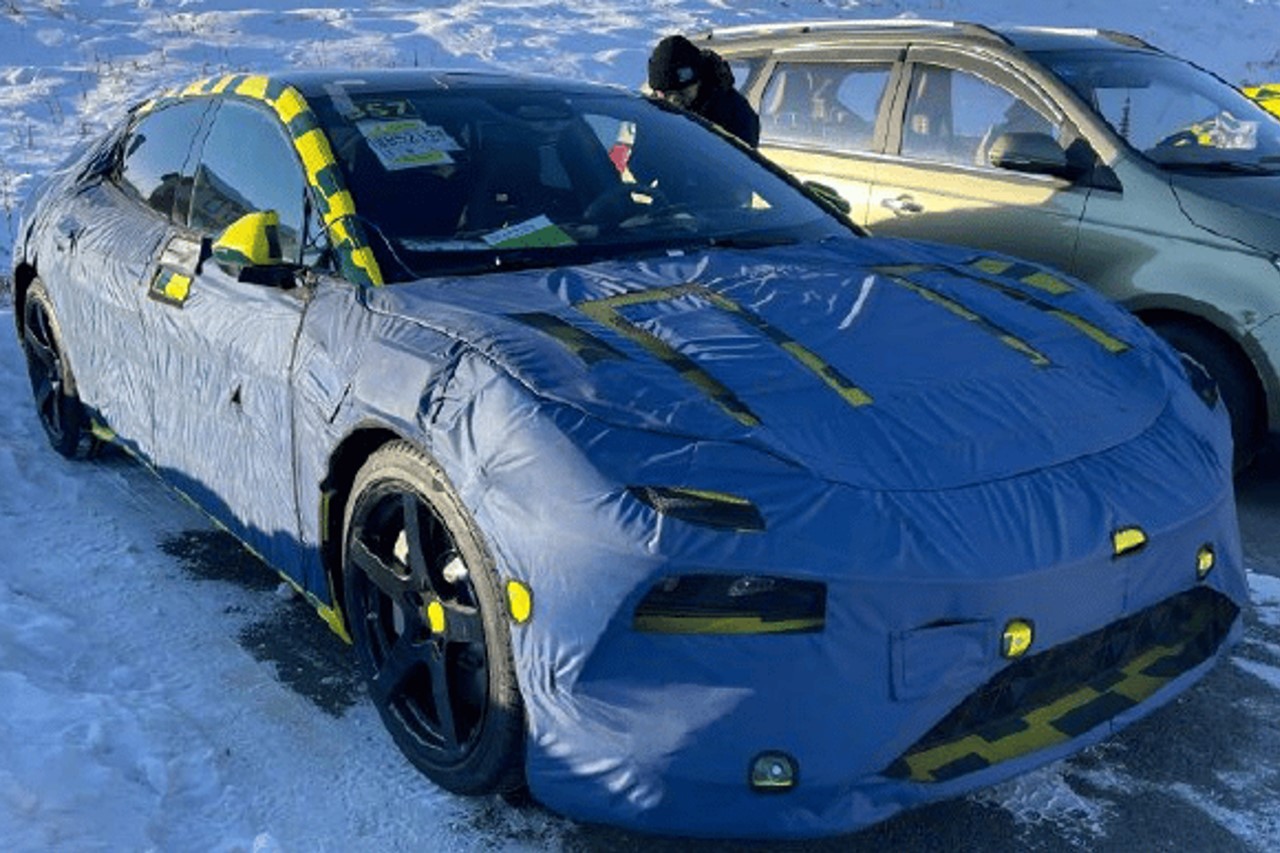 Photo 3 - La Type 133 aura un "regard" à deux niveaux. - Lotus Type 133 ...