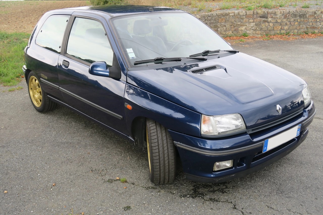 Diaporama et photos - La Renault Clio Williams (1993) avec 420 000 km a ...