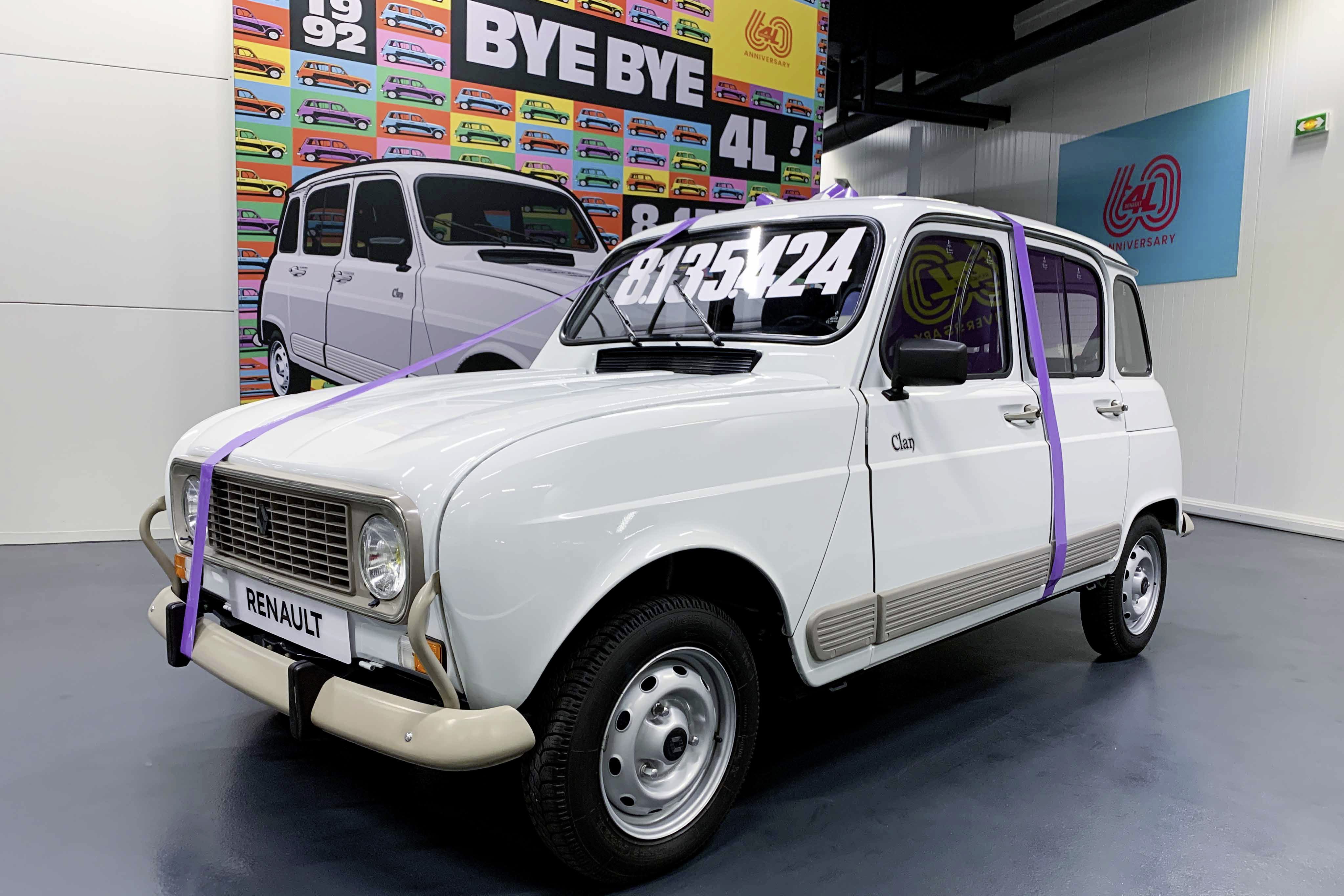 Renault 4. Sa carrière s’est terminée un 31 décembre 1992