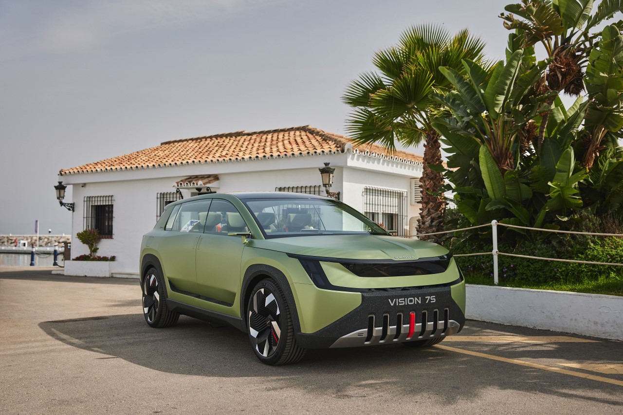 Diaporama et photos - Skoda Elroq (2024). À quoi ressemblera le Karoq ...