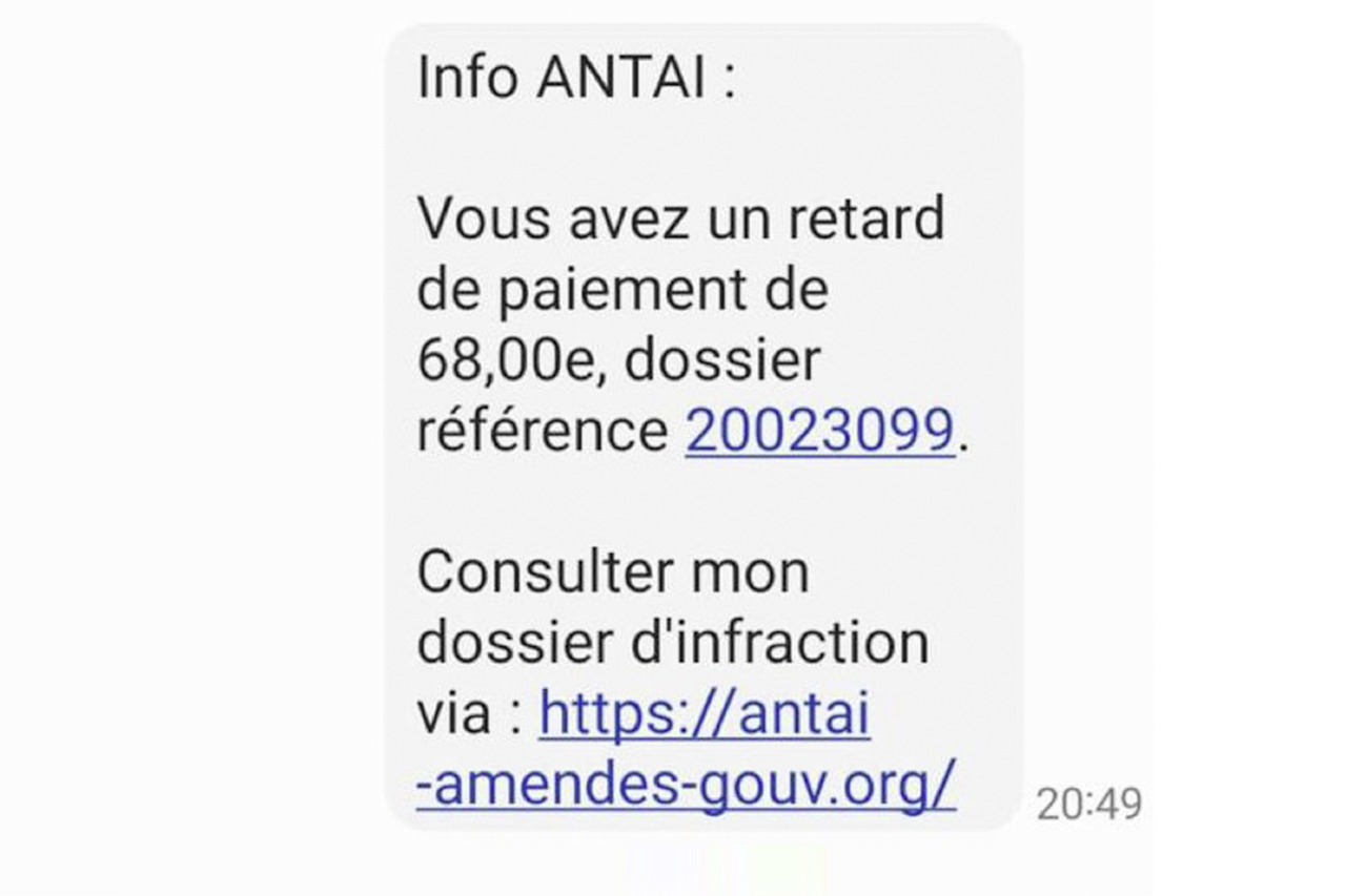 Photo 2 - Voici un exemple de SMS frauduleux adressé dans le cadre d ...