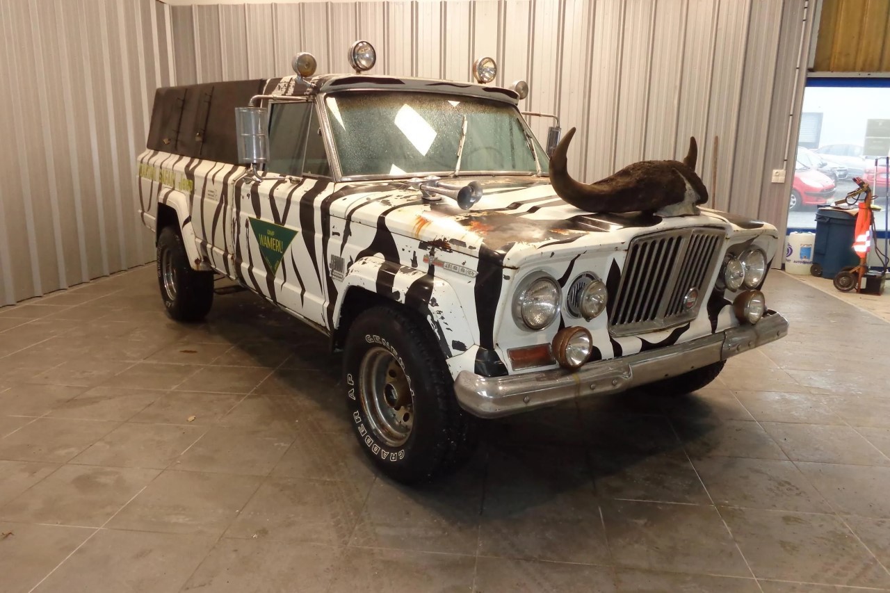 Daktari, Retour vers le futur… des voitures de cinéma en vente à Reims