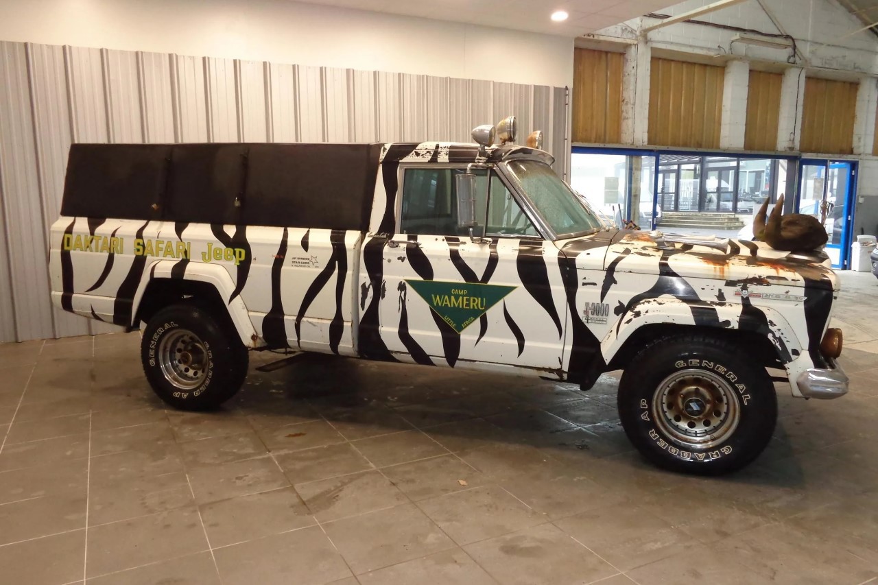 Daktari, Retour vers le futur… des voitures de cinéma en vente à Reims