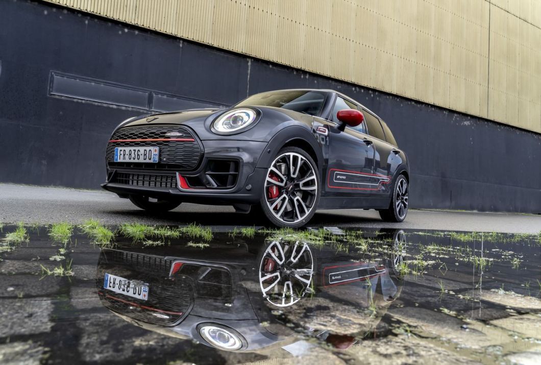 Photo 2 - mini clubman john cooper works - Carnet de commandes. De ...