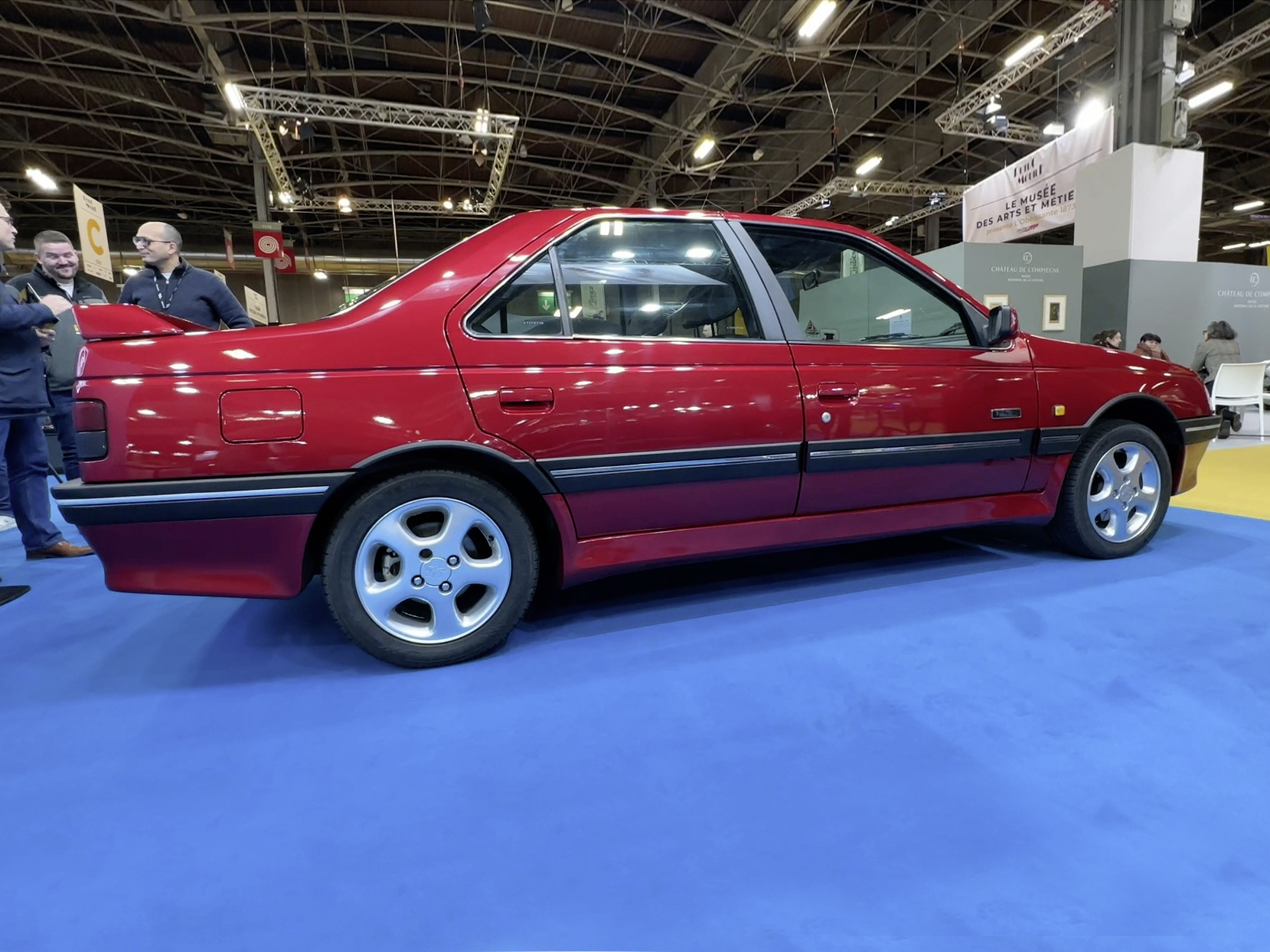 Photo 13 - La 405 MI16 Le Mans est limitée à 150 exemplaires en France. Elle bénéficie d'une ...