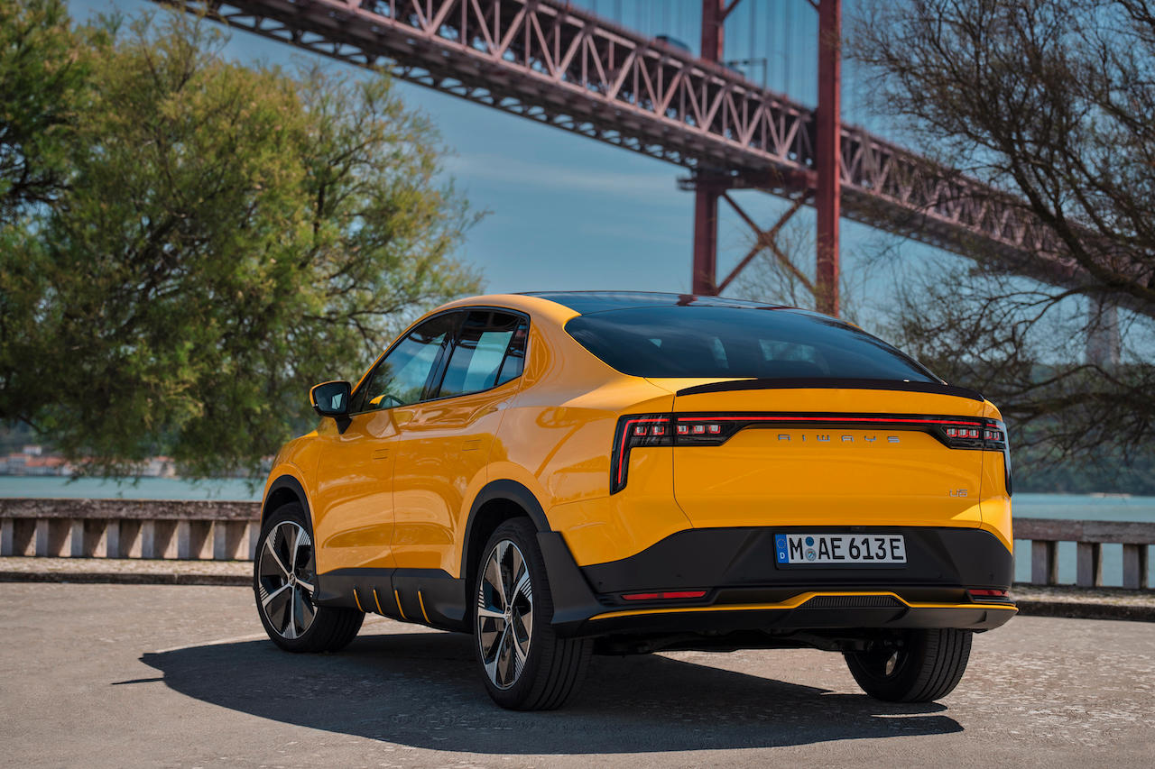 Diaporama et photos - Essai Aiways U6 (2023) : le sens du spectacle | L'Argus