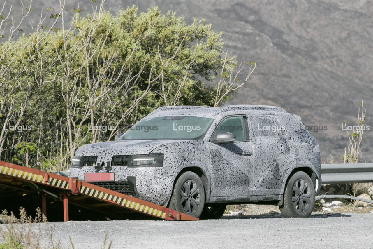 Dacia Duster 3 (2024). Un prototype du SUV roumain totalement givré ...