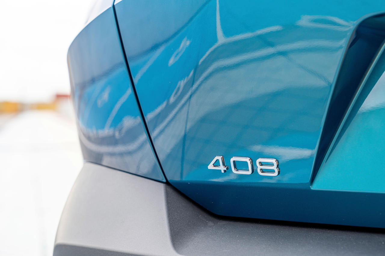 Photo 3 - logo 408 - Peugeot 408 : retrouvez notre essai en vidéo et ...