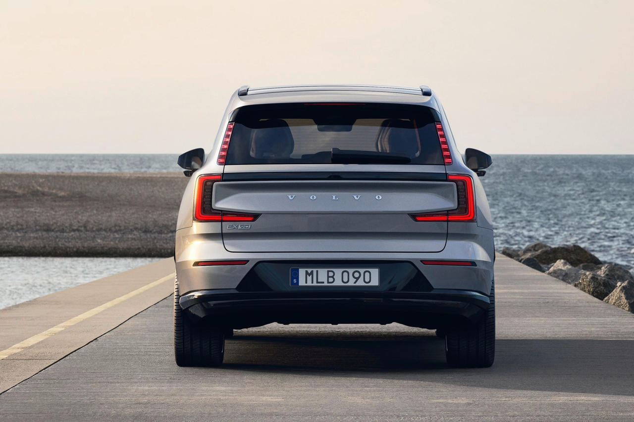Photo 5 - Volvo EX90 largeur - Volvo EX90 (2023). Photos, prix et fiche ...