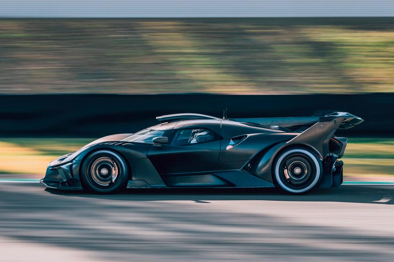 Bugatti Bolide (2023). L’hypercar W16 définitive se révèle davantage
