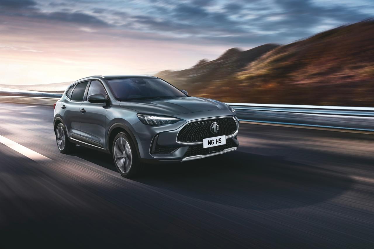 Photo - MG présente le HS restylé. L'EHS en est la version hybride rechargeable. - MG EHS (2023 ...