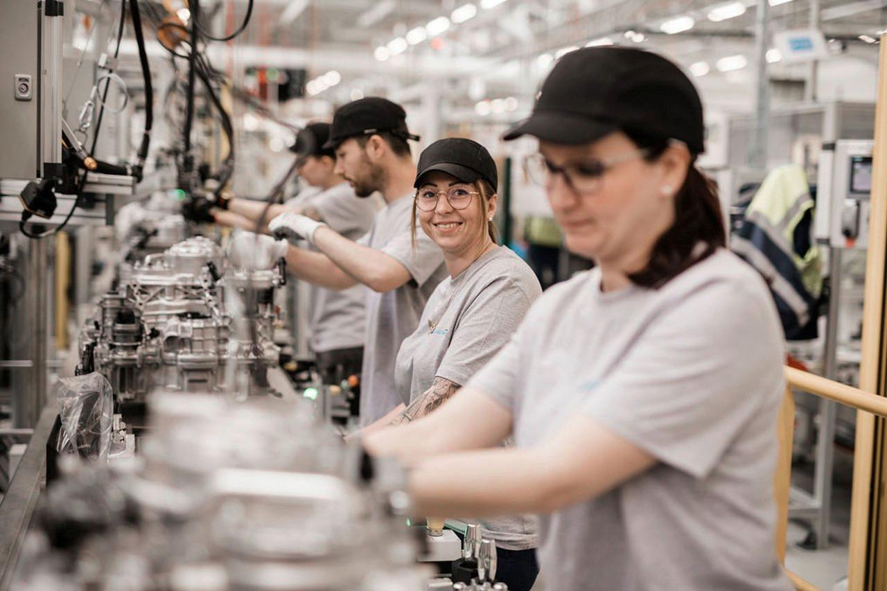 Diaporama et photos - Stellantis. L’usine de Metz se prépare à produire ...