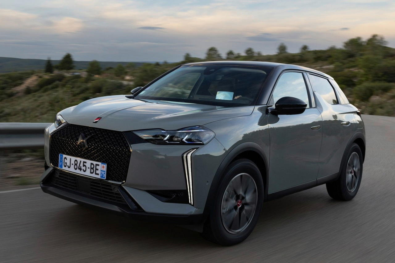 Photo 3 - DS3 E-Tense 2023 - Comment le nouveau Peugeot e-2008 électrique se positionne face à ...