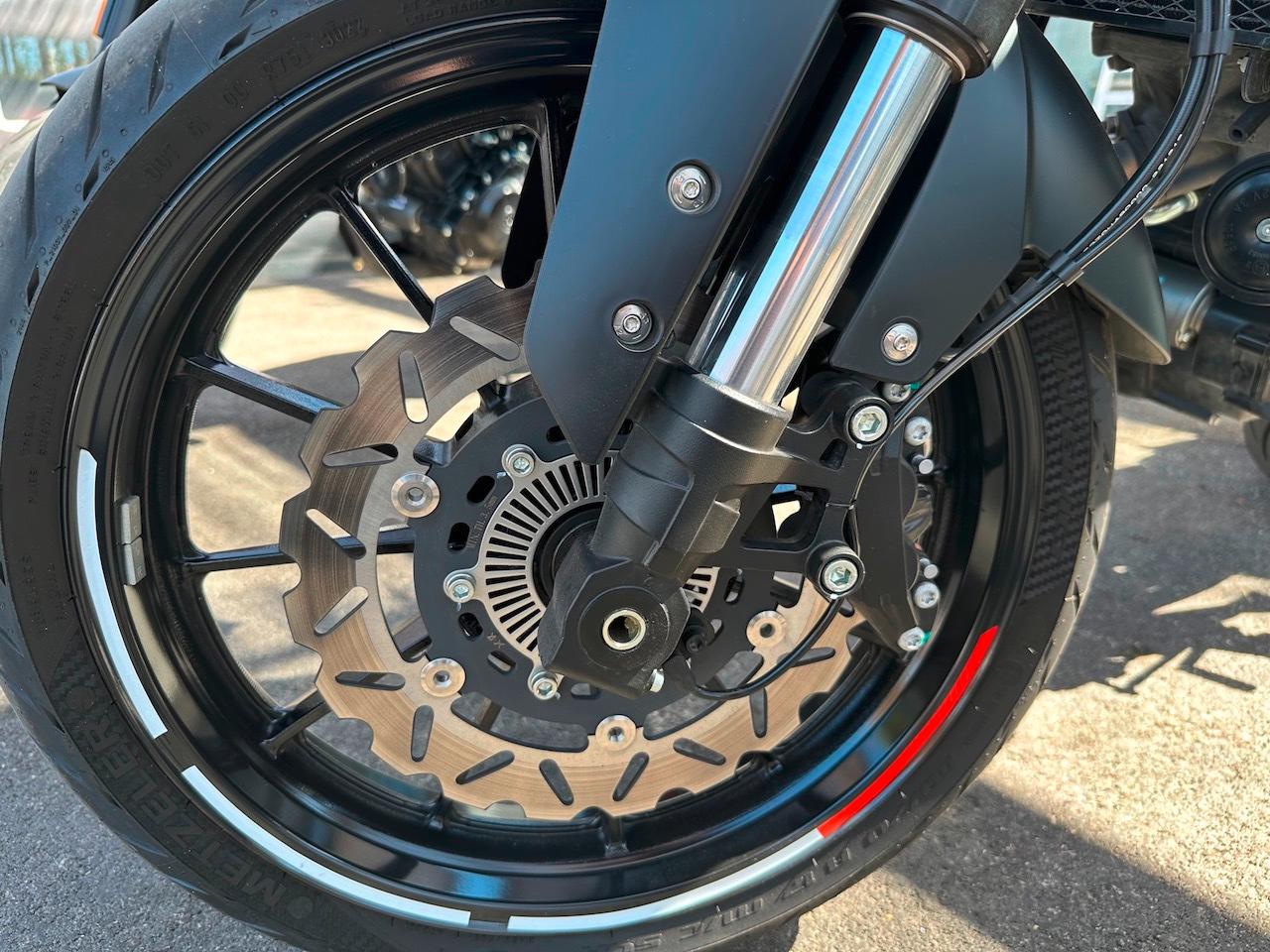 Diaporama et photos - Essai Peugeot PM-01 125 cm3 : retour à la moto ...