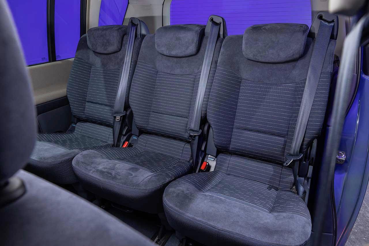 Photo 18 - Les sièges sont toujours individuels. - Renault Espace. De ...