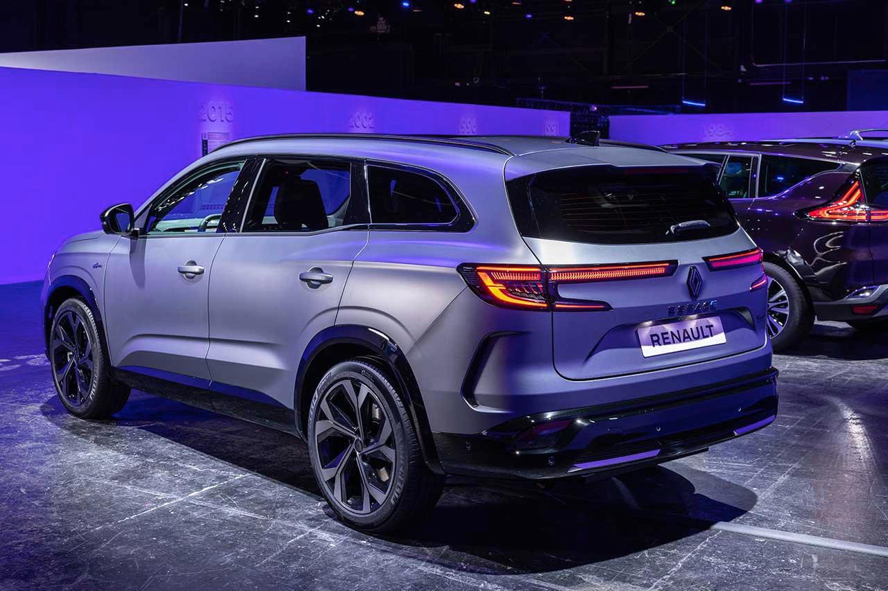 Photo 24 - L'Espace 6 mesure 4,72 m de long. - Renault Espace. De ...