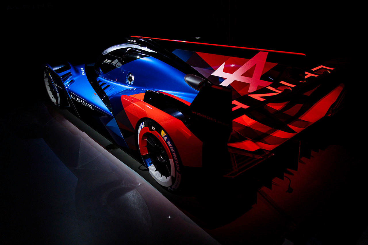 Photo 2 - Alpine a présenté son show-car d'Hypercar dans son nouveau showroom du Mans. - Alpine ...