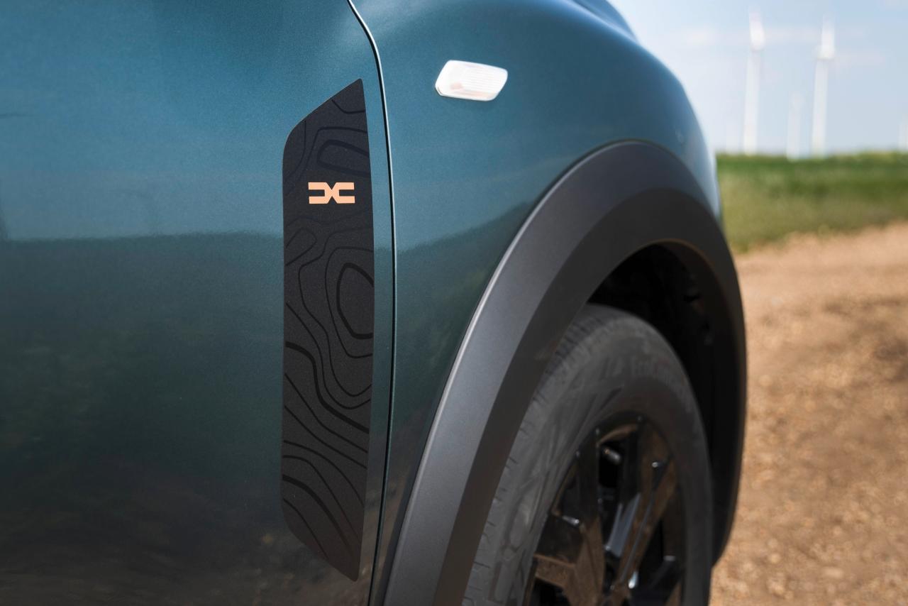 Photo 10 - Les stickers latéraux sur les portes des Jogger et Sandero ...