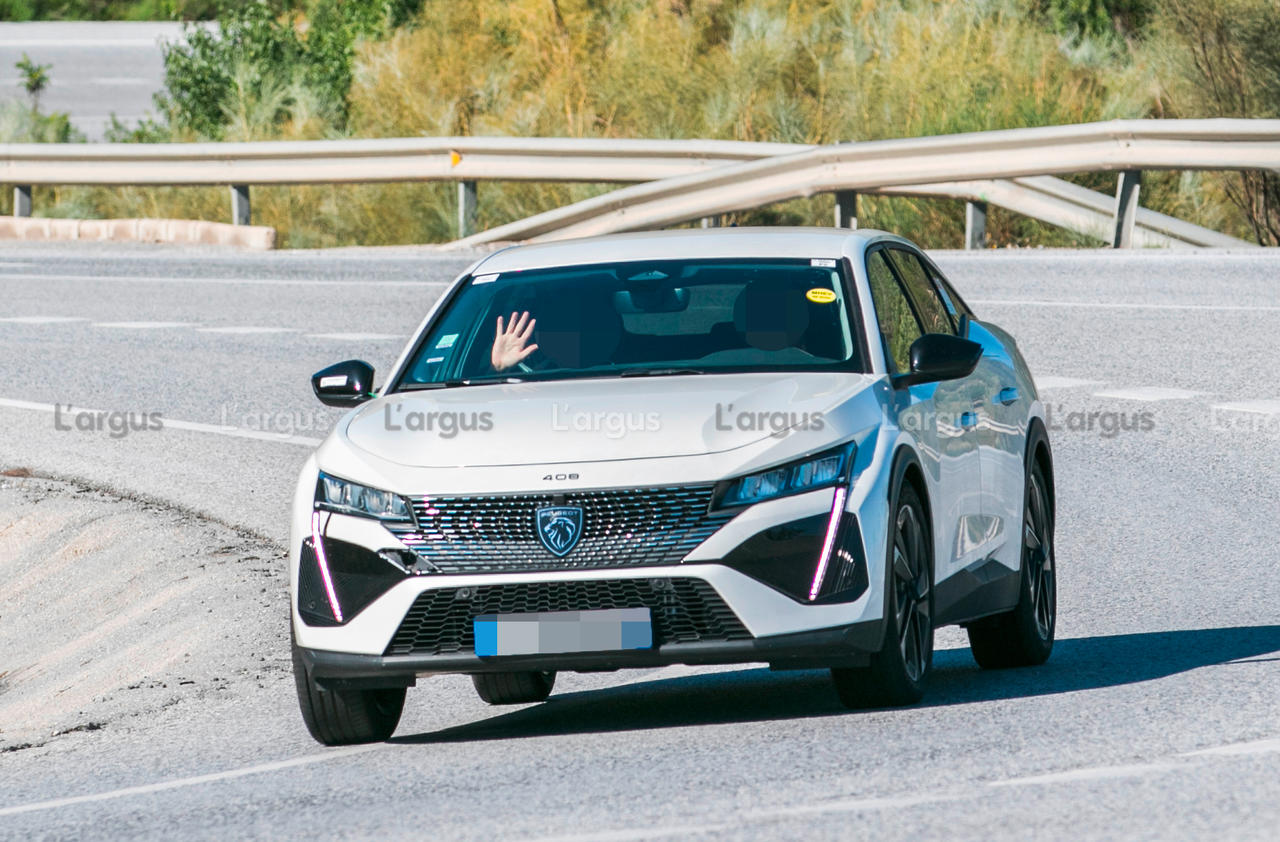 Diaporama et photos - Peugeot 408 Hybrid 136 (2023). La version hybride ...