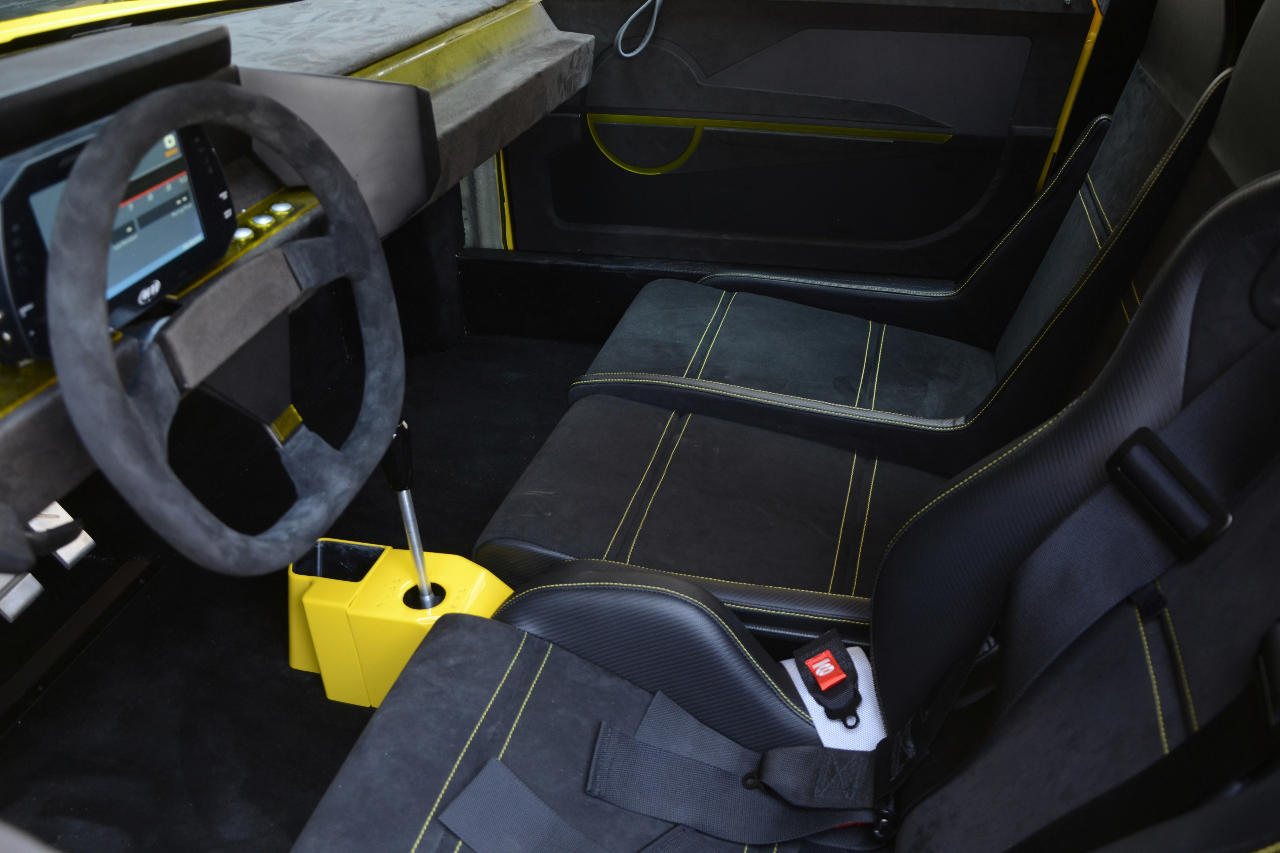 Photo 5 - L intérieur à l ambiance sportive reprend l une des ...