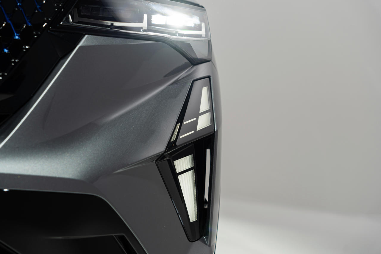 Renault Rafale (2024). A bord du SUV coupé haut de gamme en vidéo