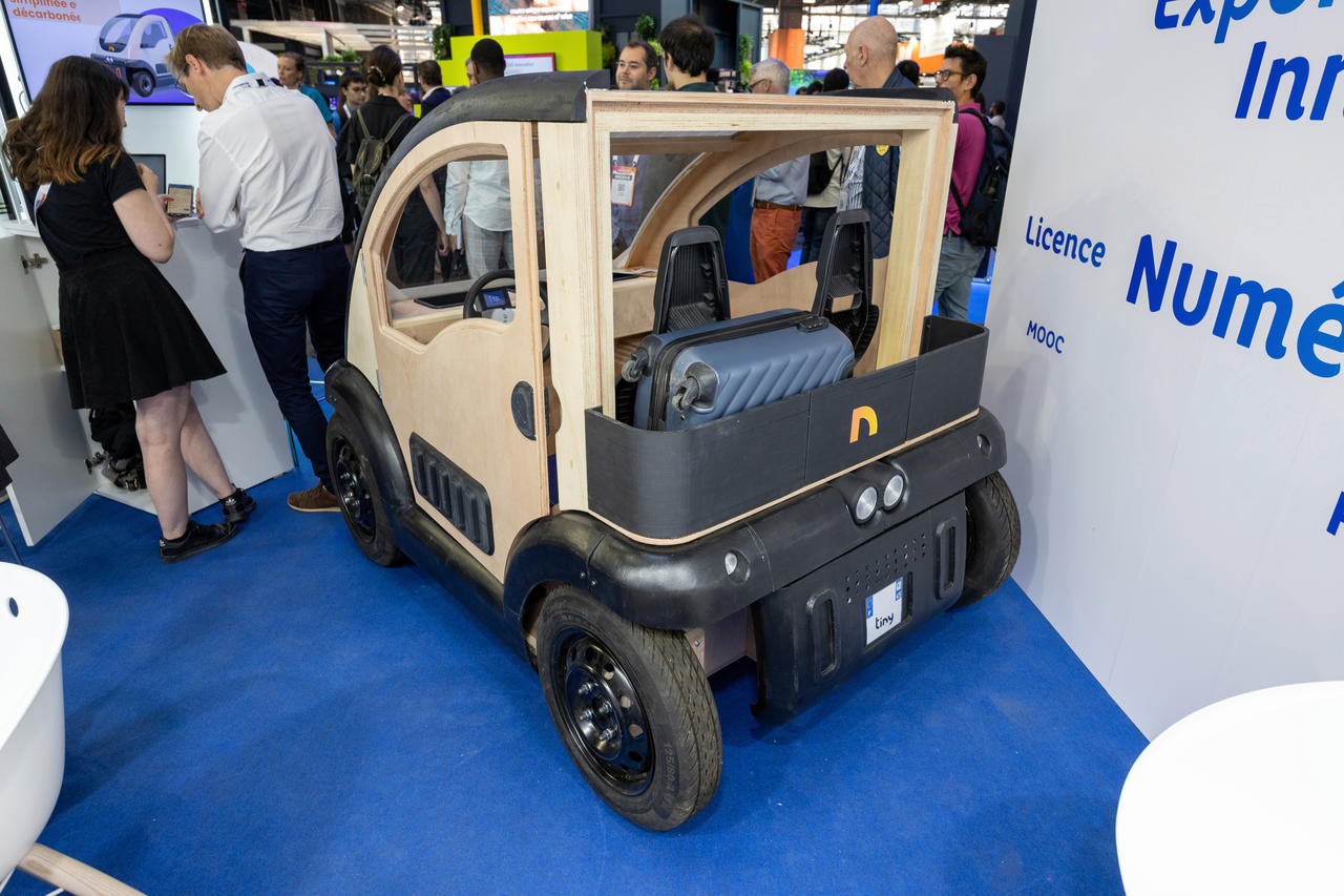 Diaporama et photos - Tiny Car (2024). Batteries amovibles et coque en bois pour cette rivale de ...