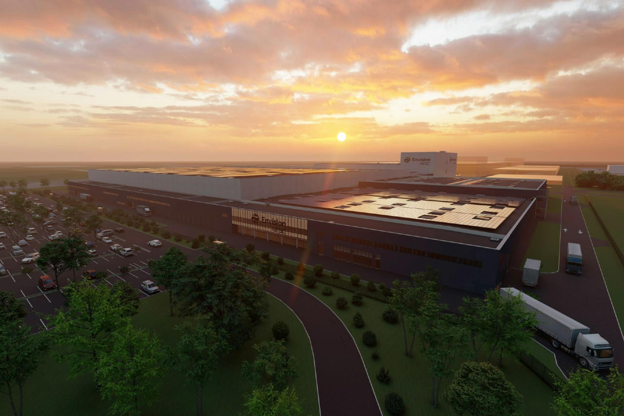 Photo 4 - La gigafactory de Envision AESC à Douai (Nord) sera ...