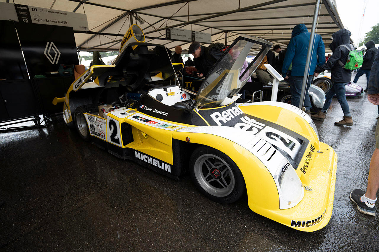 Photo 27 - L'Alpine A442B, victorieuse des 24H du Mans en 1978, a ...